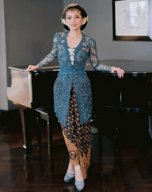 5 Tips Cara Mencuci dan Merawat Kebaya Payet dan Brokat Anti Rusak